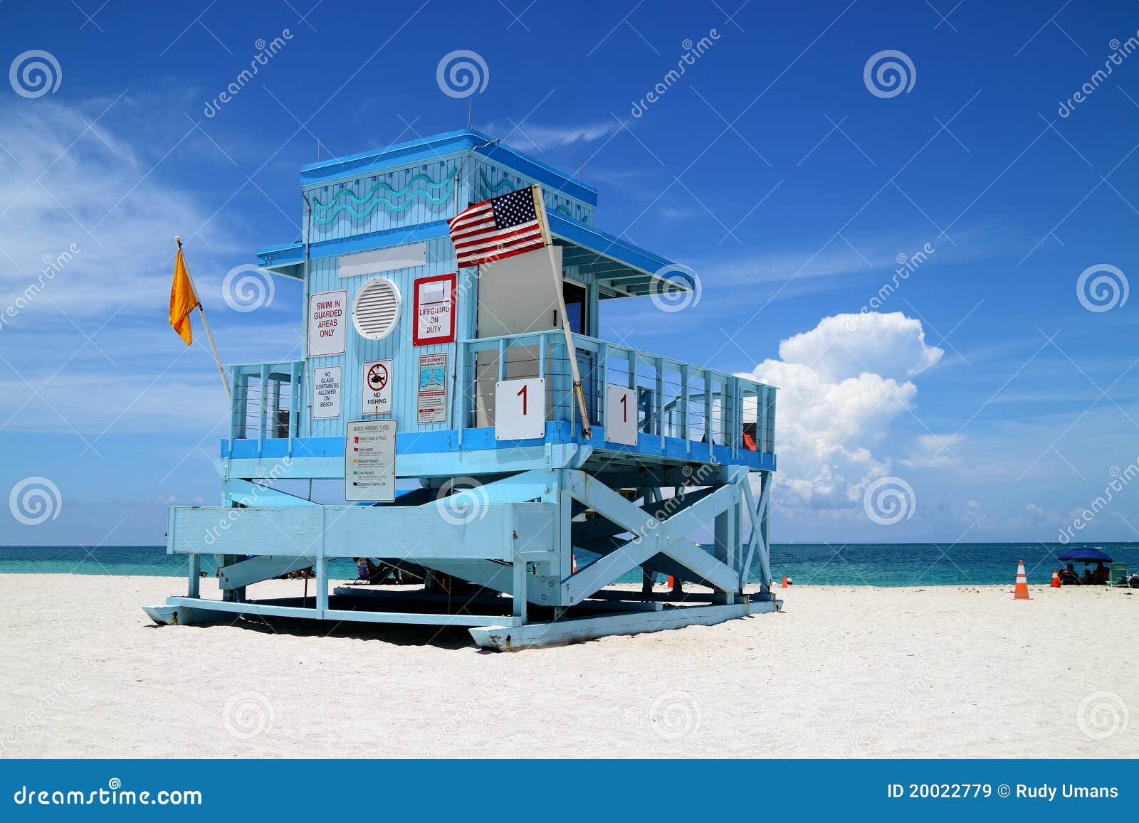 Lifeguard hut stock image. Image of holiday, ocean, nature - 20022779