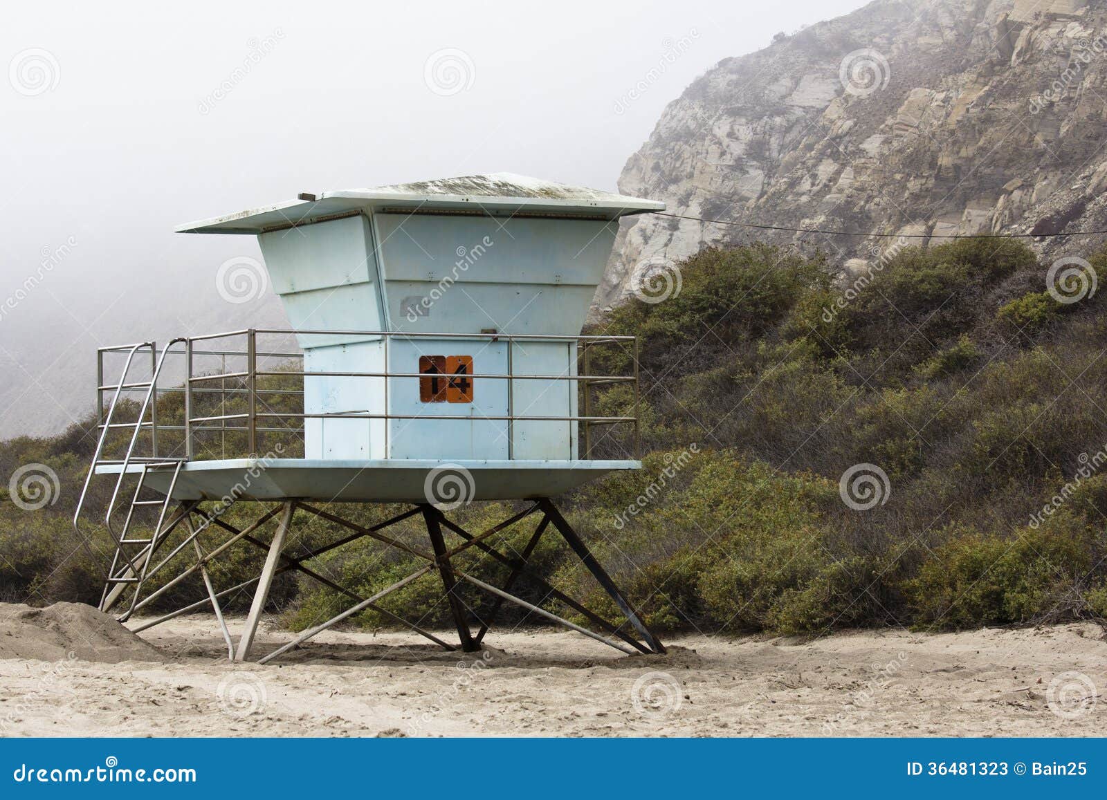 Lifeguard hut stock image. Image of lifeguard, beach - 36481323