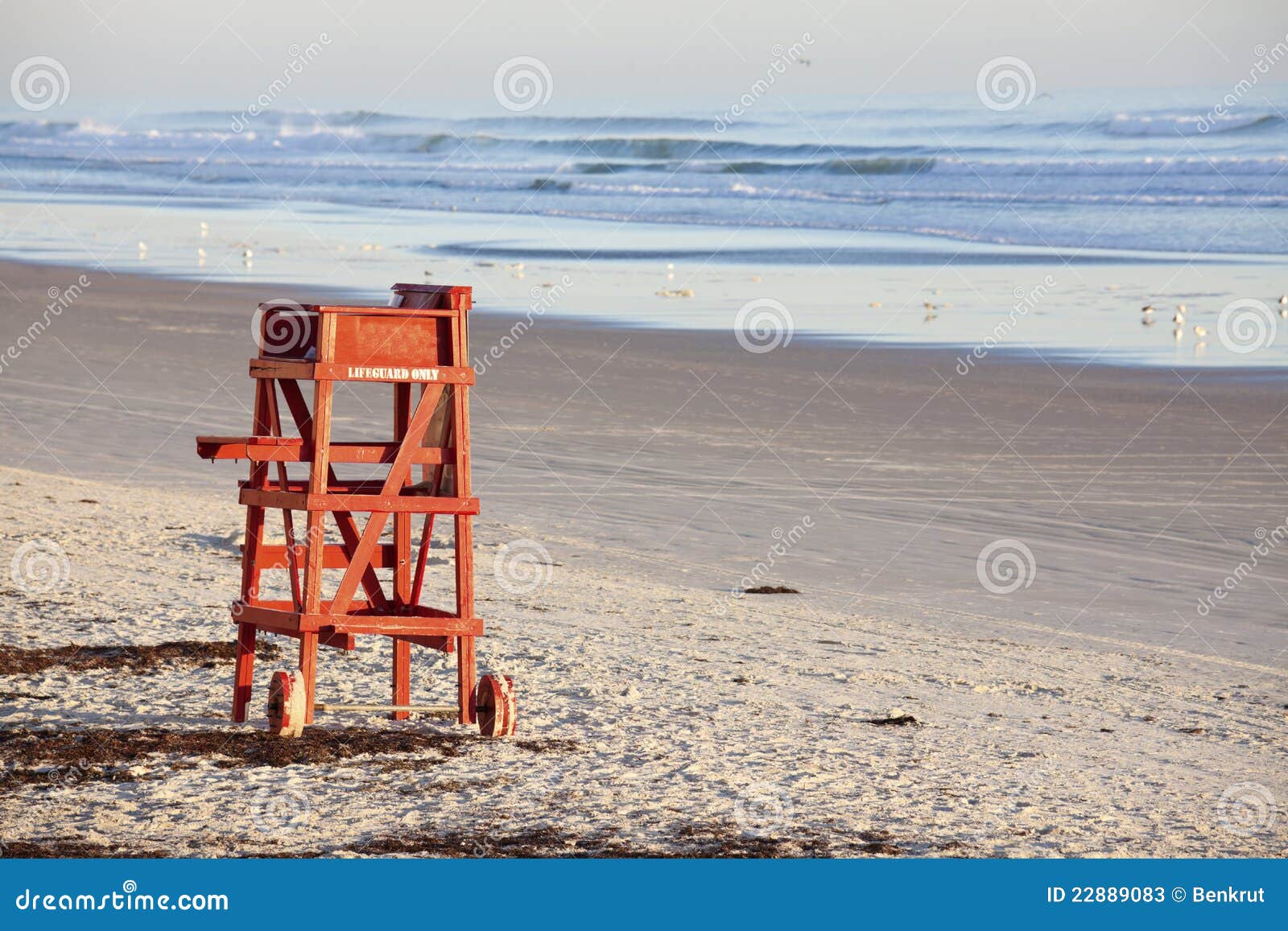 Lifeguard seat stock image. Image of scenery, guard, daytona - 22889083