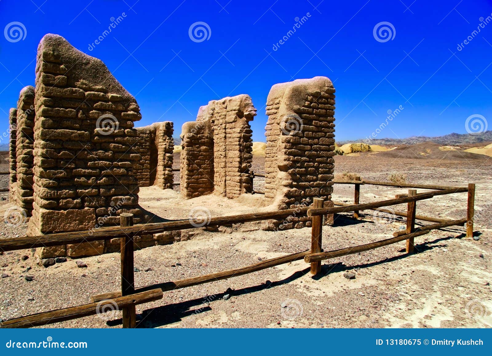 Lifeless landscape stock image. Image of california, color - 13180675