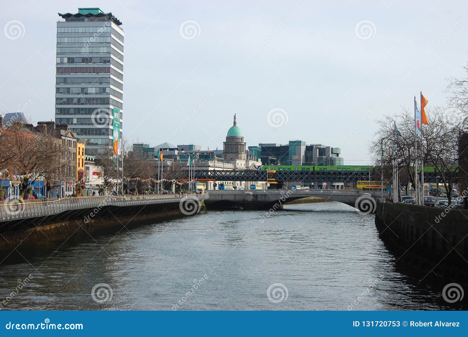 City Dublin Ireland River Stock Photos - Download 3,478 Royalty Free Photos