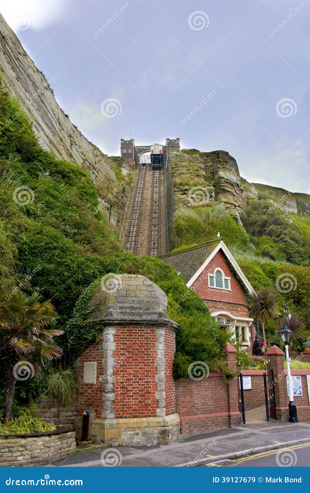 Lift stock image. Image of england, architecture, landmark - 39127679
