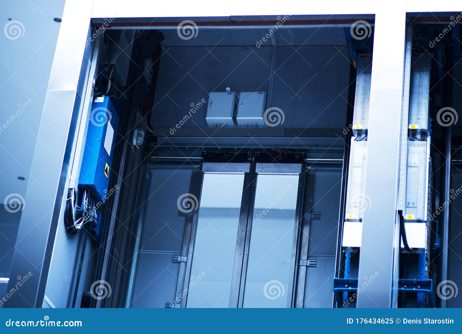 Lift Welding Elevator Fasteners in Lift Shaft Stock Image - Image of ...