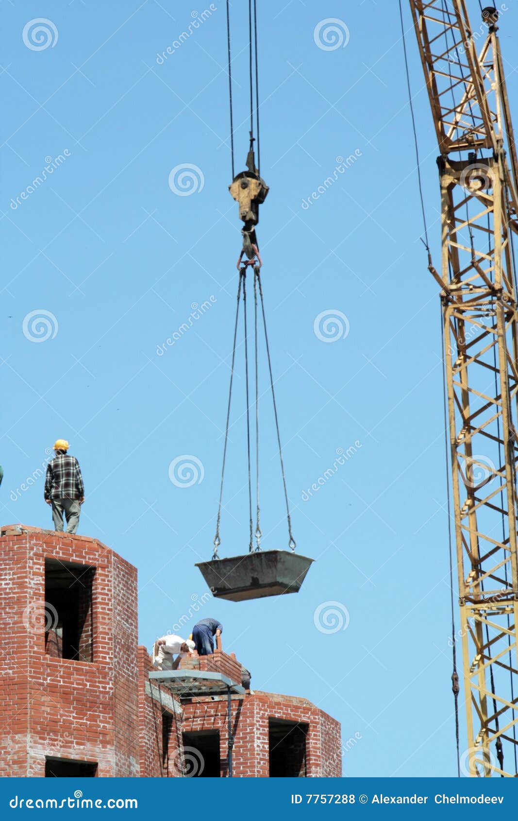 Lifting-crane To Raise a Bricks Stock Photo - Image of cranage, house ...
