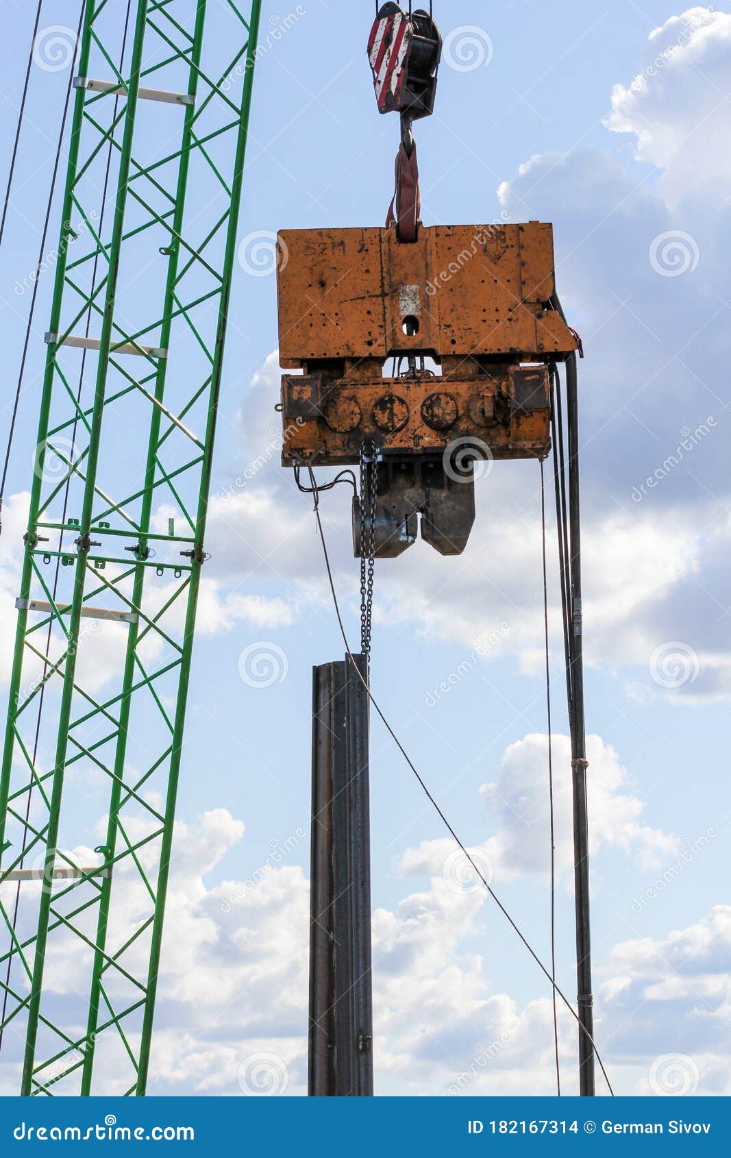 Lifting Heavy Loads with a Crane Stock Photo - Image of heavy ...