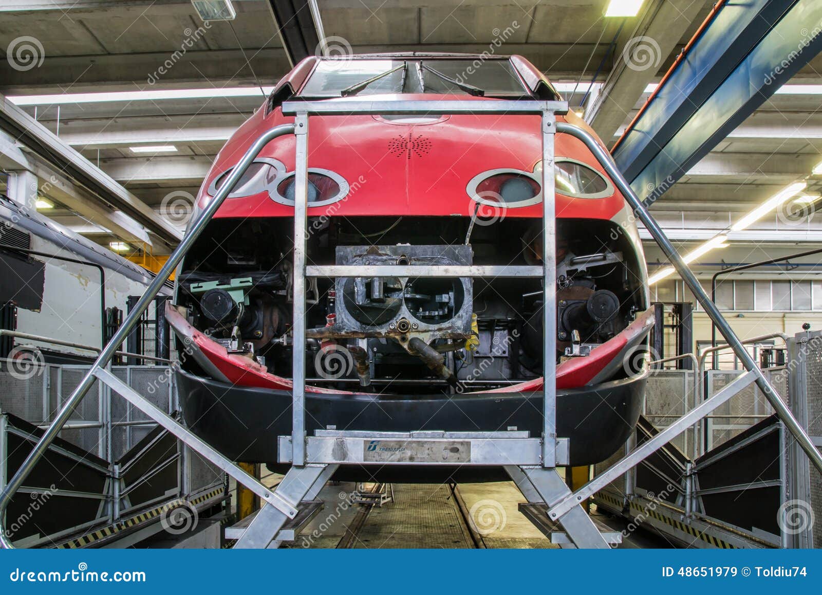 Lifting a Locomotive for Maintenance Editorial Stock Image - Image of ...