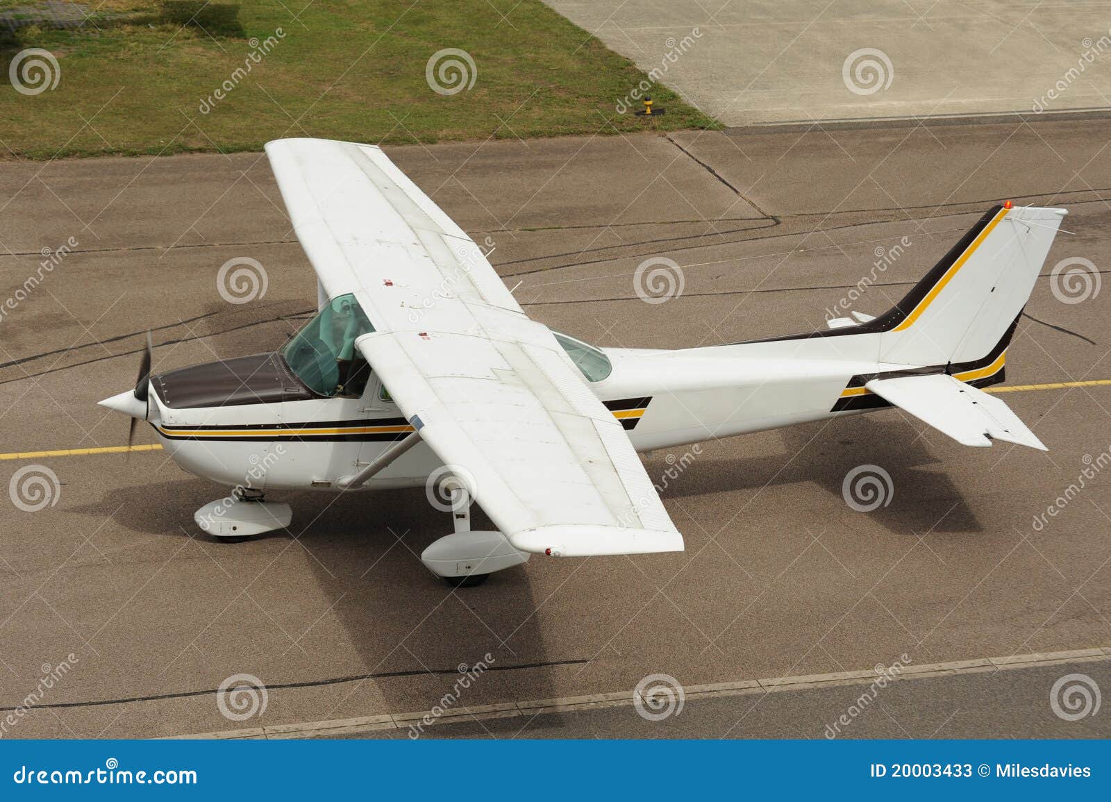 Light Aircraft, Royalty-Free Stock Photo | CartoonDealer.com #20003433