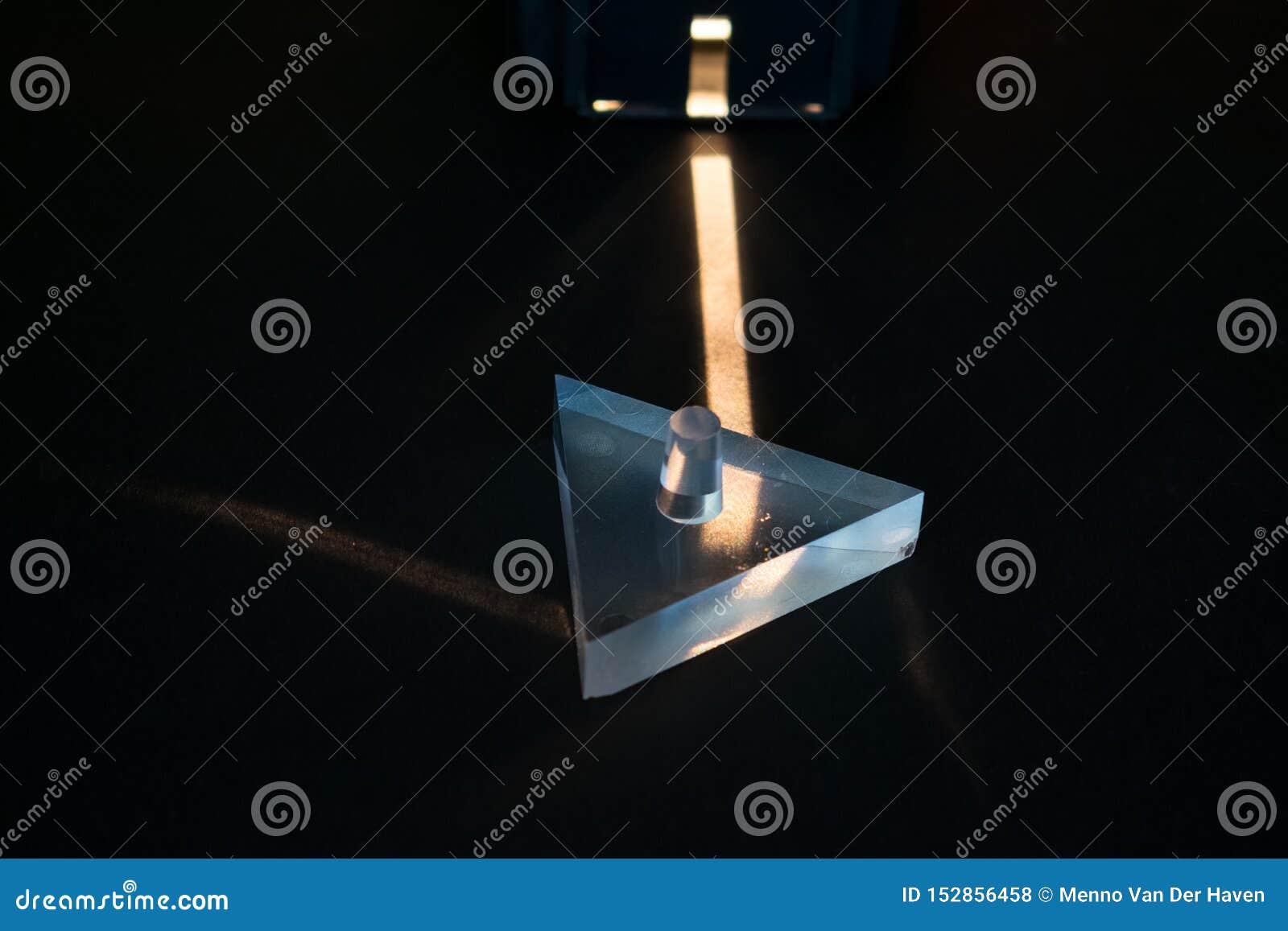 Science Experiment. Demonstration of Reflection of Light in a Prism ...