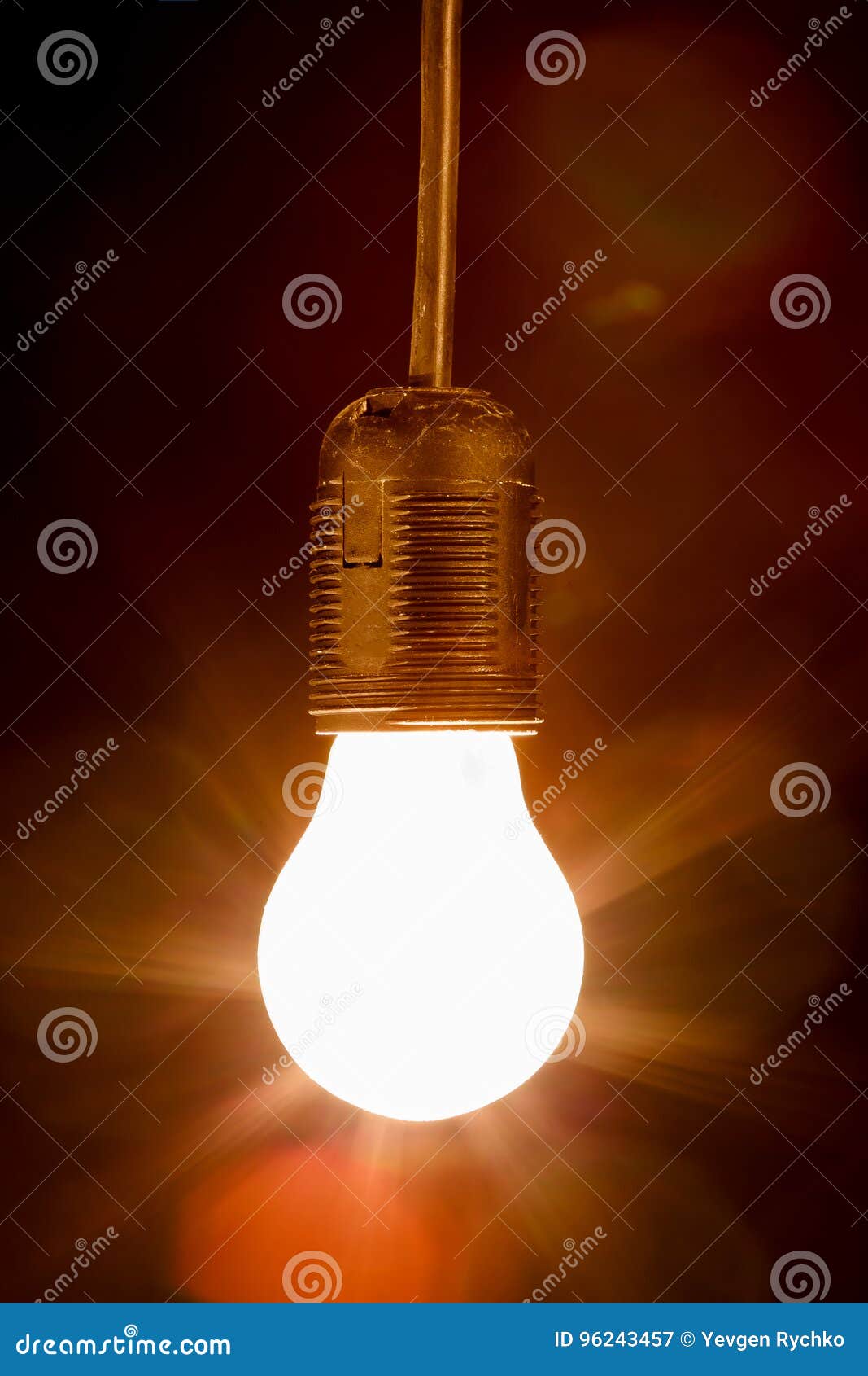 Light Bulb on a Black Background Stock Image - Image of invention, gold ...