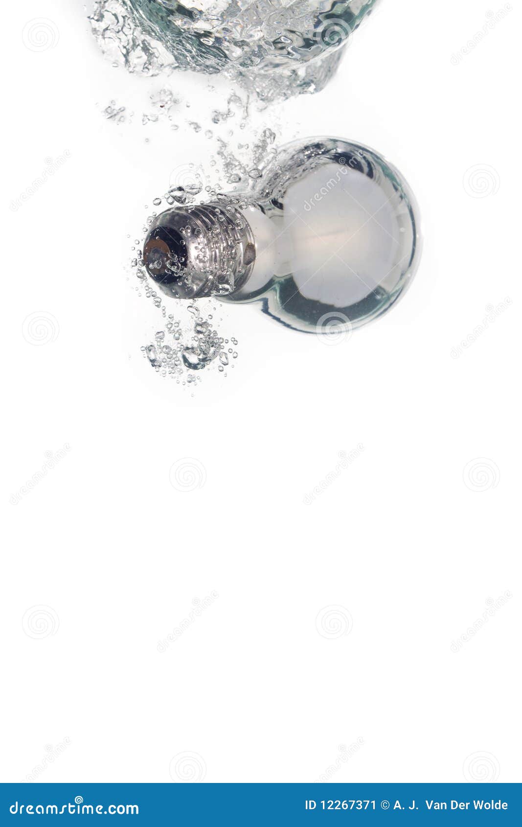 A Light Bulb Falling in Water Stock Image - Image of lightbulb, bright ...