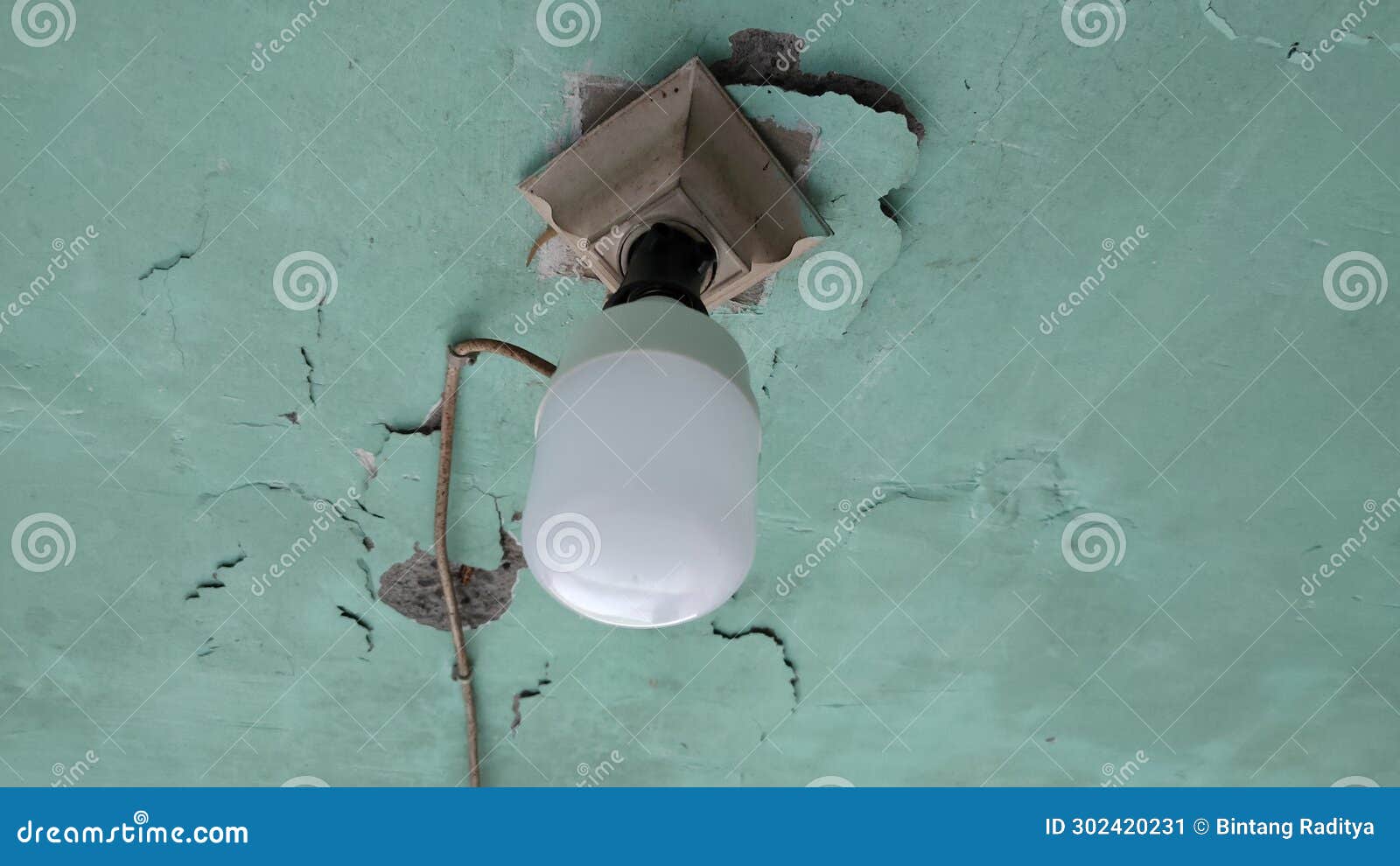 Light bulb on platform stock image. Image of bulb, platform - 302420231