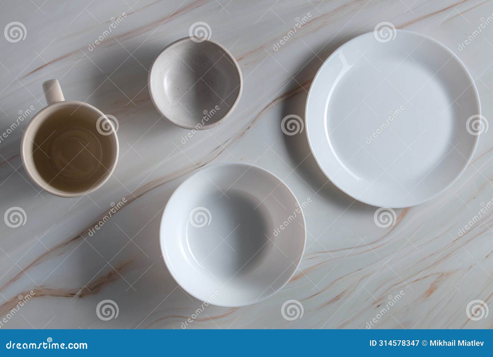 Light Empty Plates without Food on Light Marble Background, Flat Lay ...