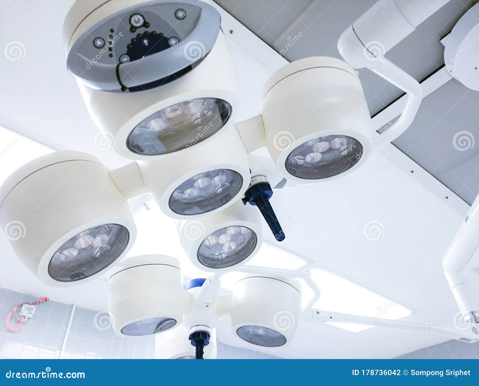 Light Illuminated in a Surgery Operating Room in Hospital Stock Photo ...