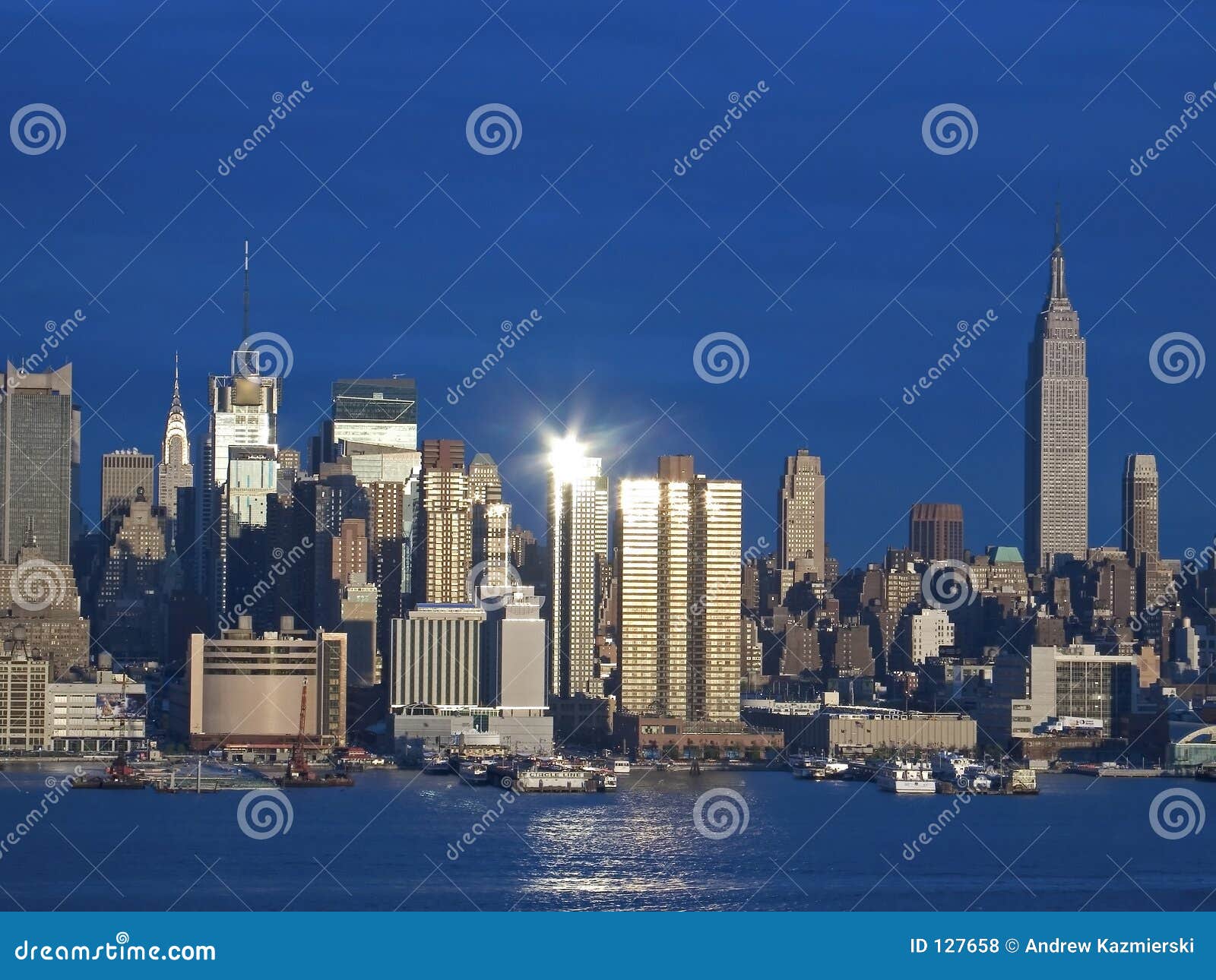 Light on Manhattan stock photo. Image of star, view, light - 127658