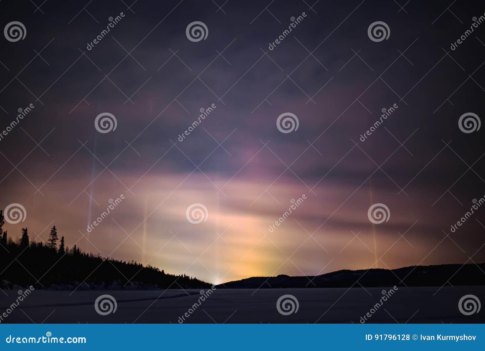 757 Pillar Effect Stock Photos - Free & Royalty-Free Stock Photos from ...