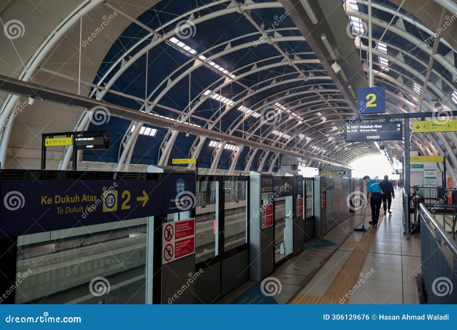 LRT Station editorial photo. Image of transportation - 306129676