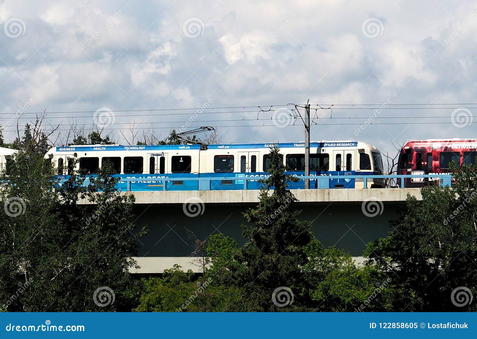 Rapid Transit Train in Edmonton Alberta Editorial Image - Image of ...