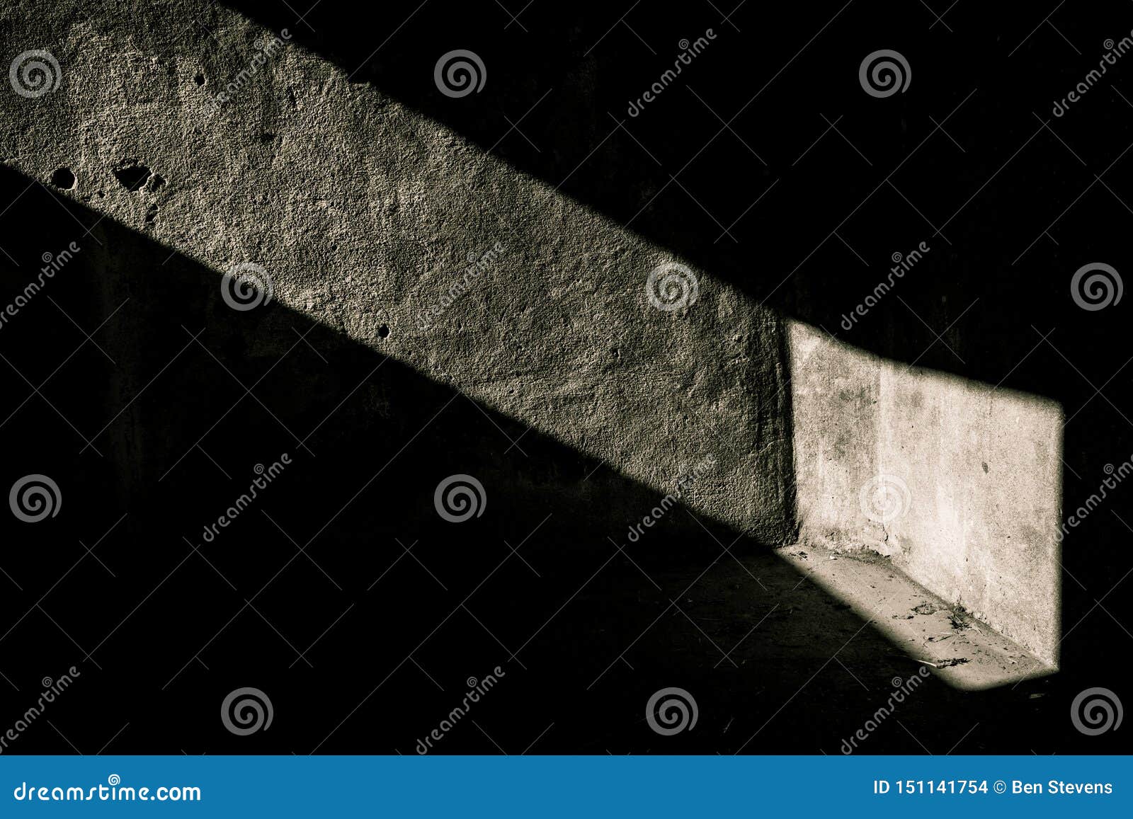 Light Rays on a Concrete Wall Stock Photo - Image of concept, rays ...