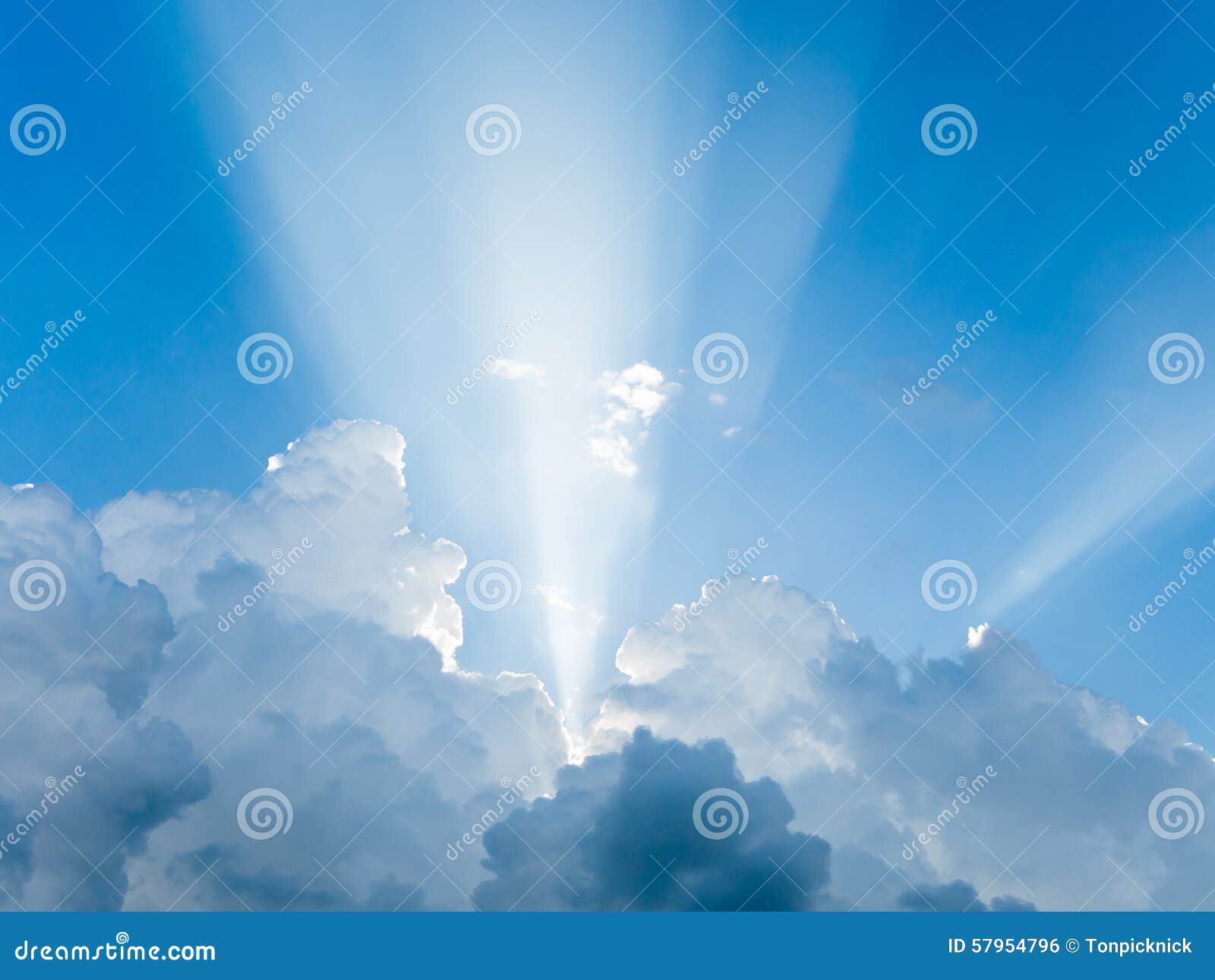 42,416 Light Rays Shine Stock Photos - Free & Royalty-Free Stock Photos ...