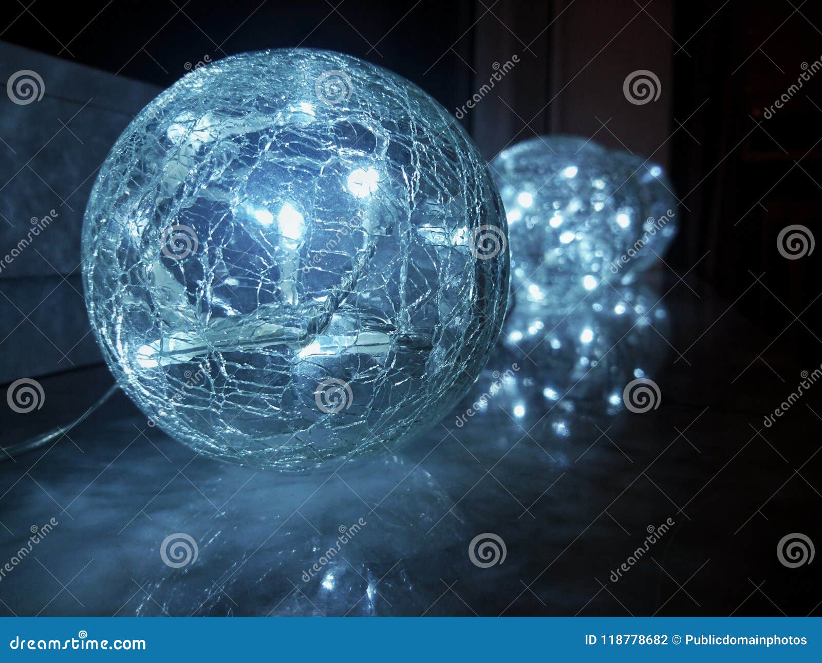 Light, Reflection, Sphere, Lighting Picture. Image: 118778682