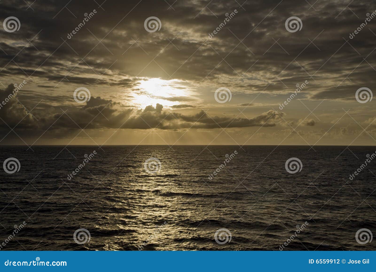 Light Shaft Sunset stock photo. Image of cloud, golden - 6559912