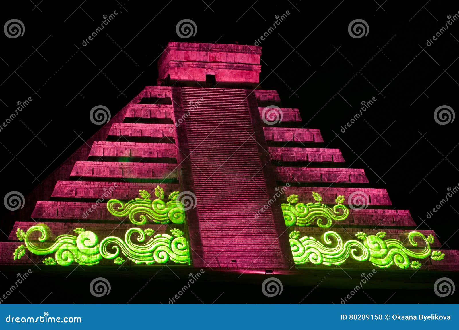 Light Show on Mayan Pyramid in Chichen Itza. Mexico, Editorial Stock ...