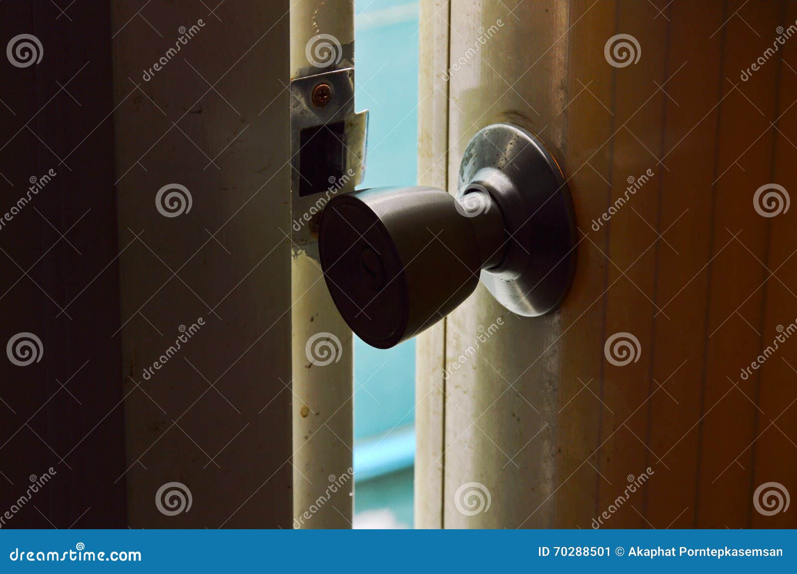 Light Sift Out from Door Ajar Out in Night Stock Image - Image of ...