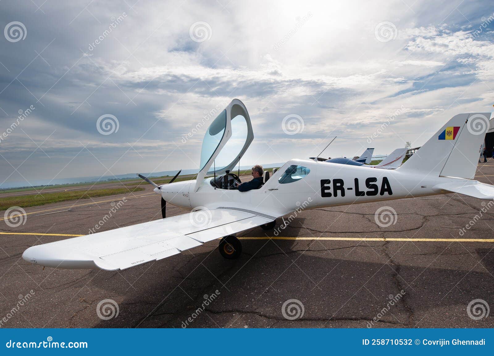 Light Single-engine Aircraft on the Runway Editorial Photography ...