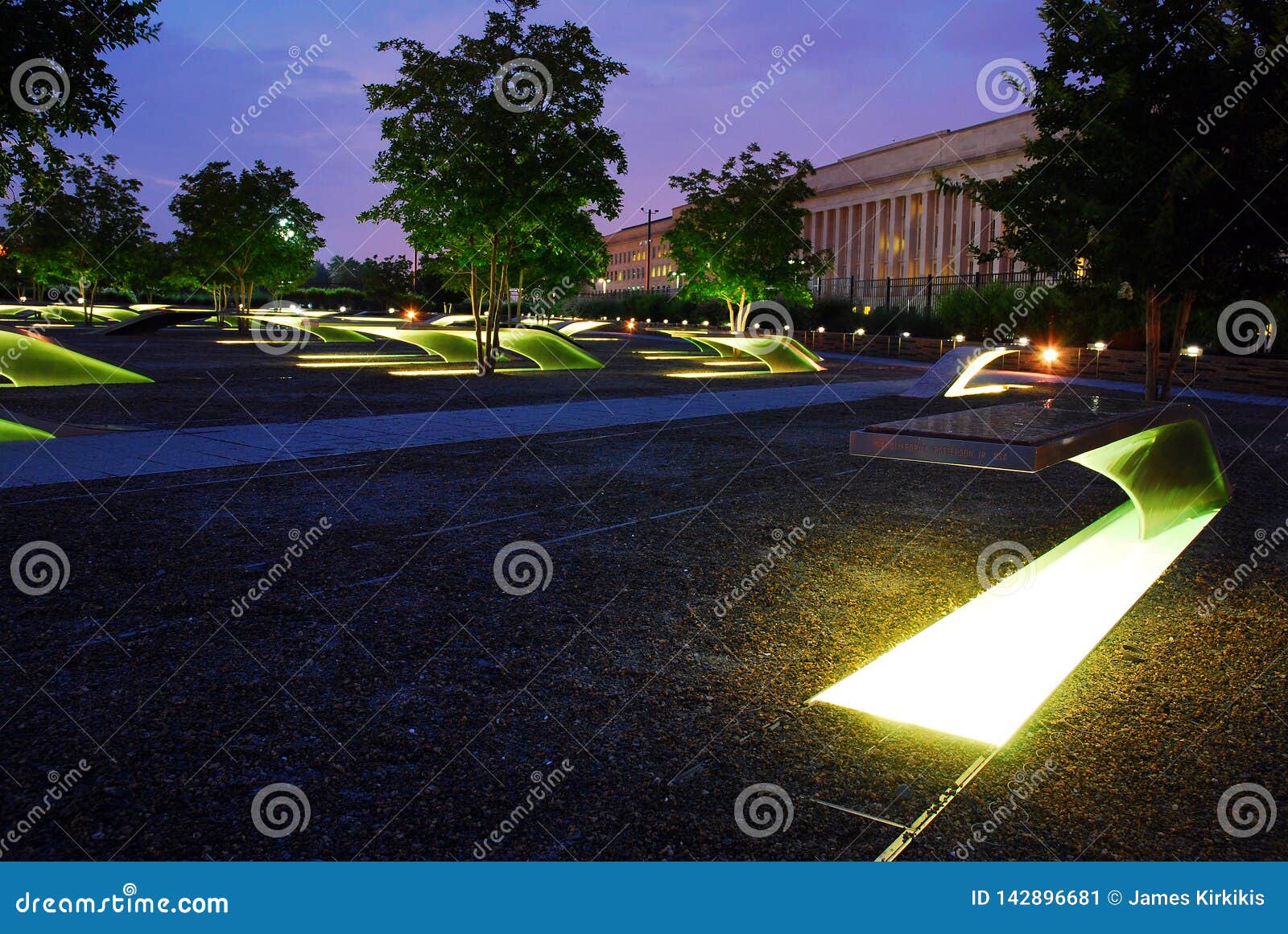 9/11 Pentagon Memorial editorial photo. Image of died - 142896681