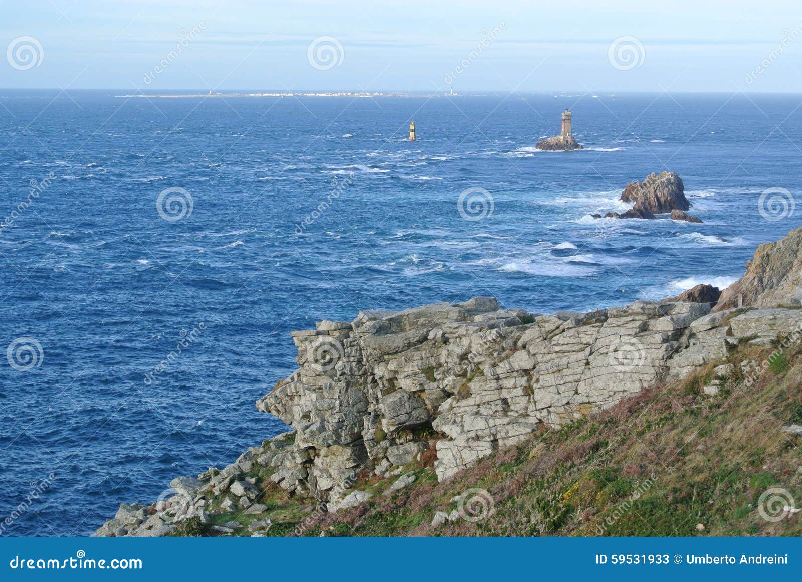 Lighthouse in the Atlantic Ocean Stock Image - Image of pointe, vieille ...