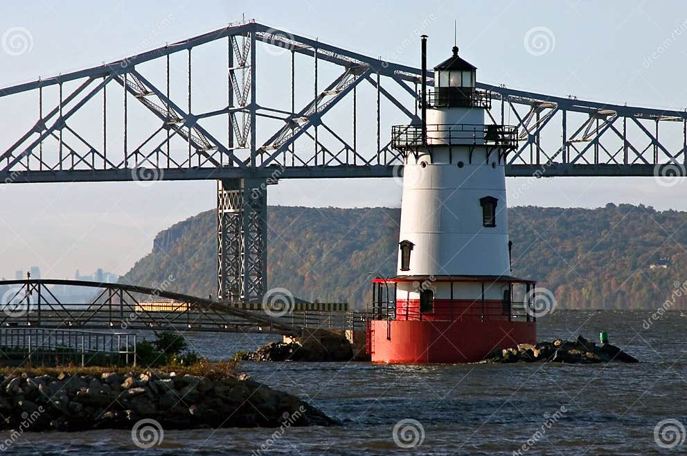 Lighthouse and Bridge stock image. Image of river, beacon - 42503