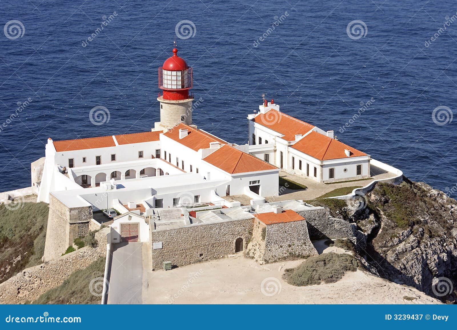Lighthouse at Cabo Vicente stock image. Image of atlantic - 3239437
