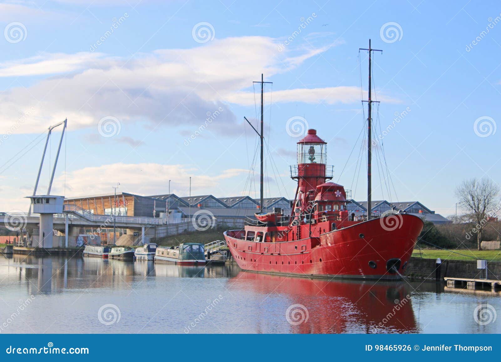 Lightship in Gloucester Dock Editorial Photo - Image of narrowboat ...