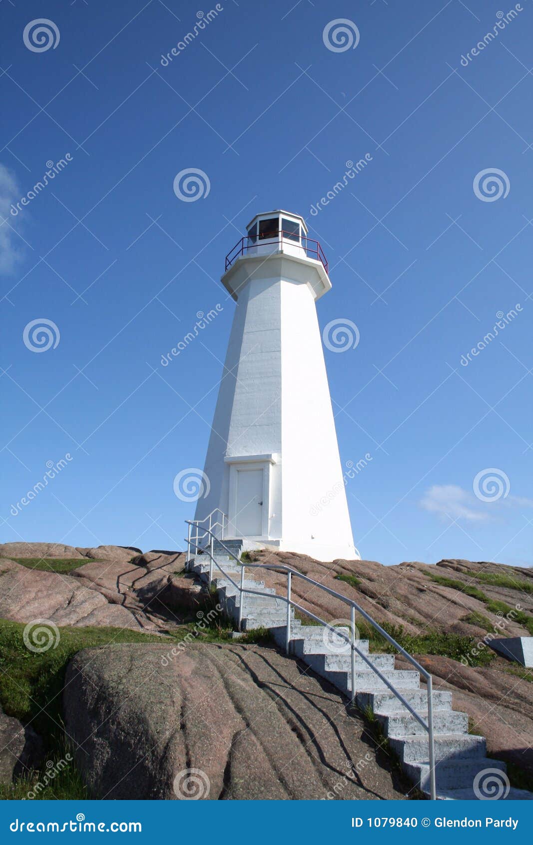 Lighthouse on Cliff stock photo. Image of revolving, ocean - 1079840