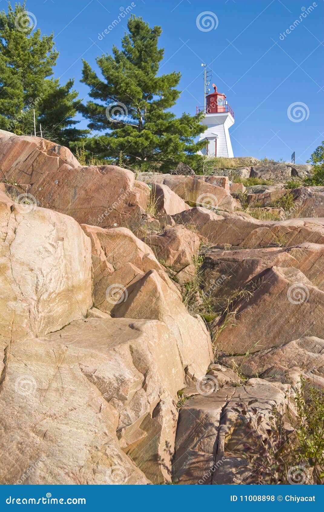 Lighthouse on the Cliff stock photo. Image of geological - 11008898