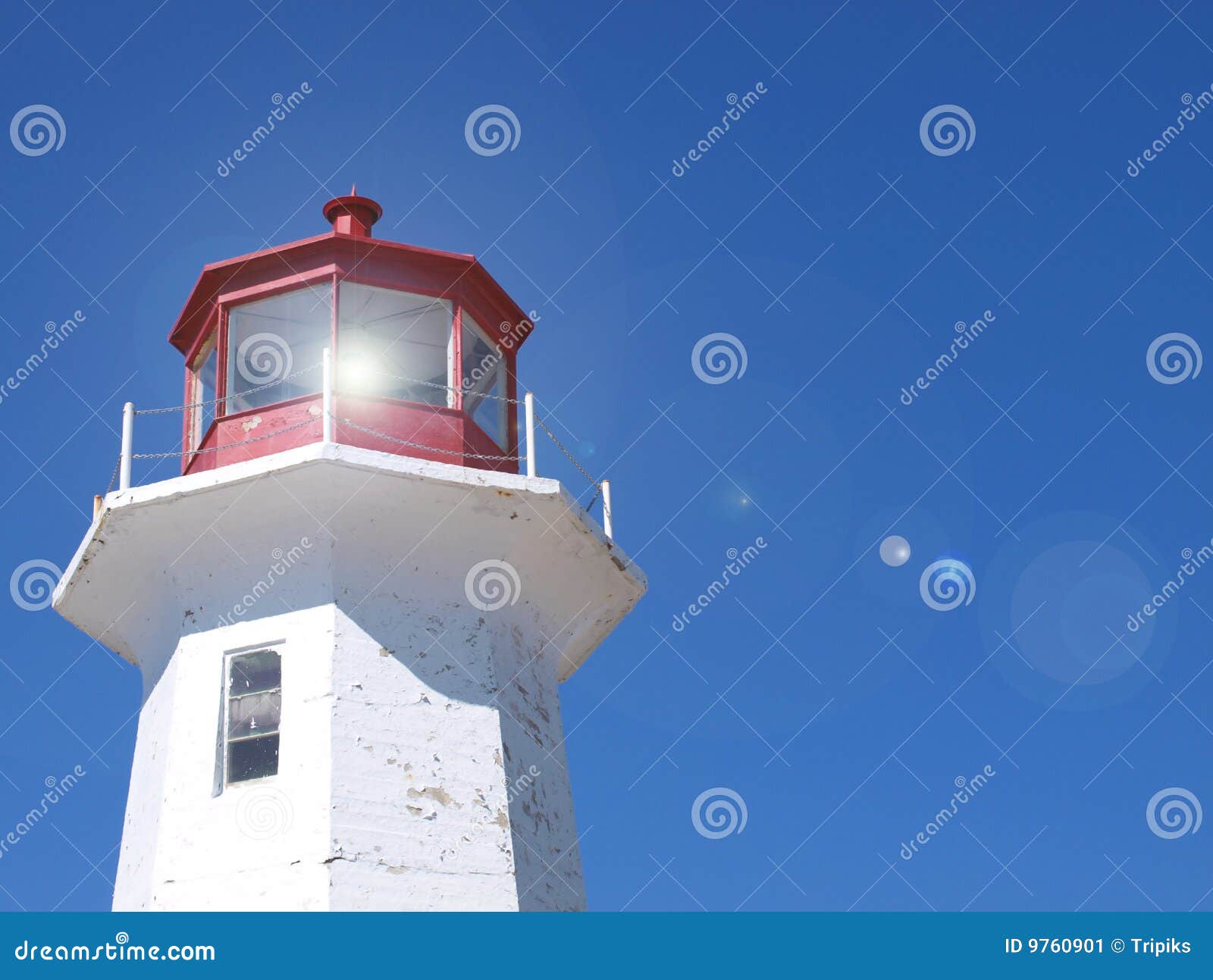 Lighthouse flare stock image. Image of house, coast, guide - 9760901