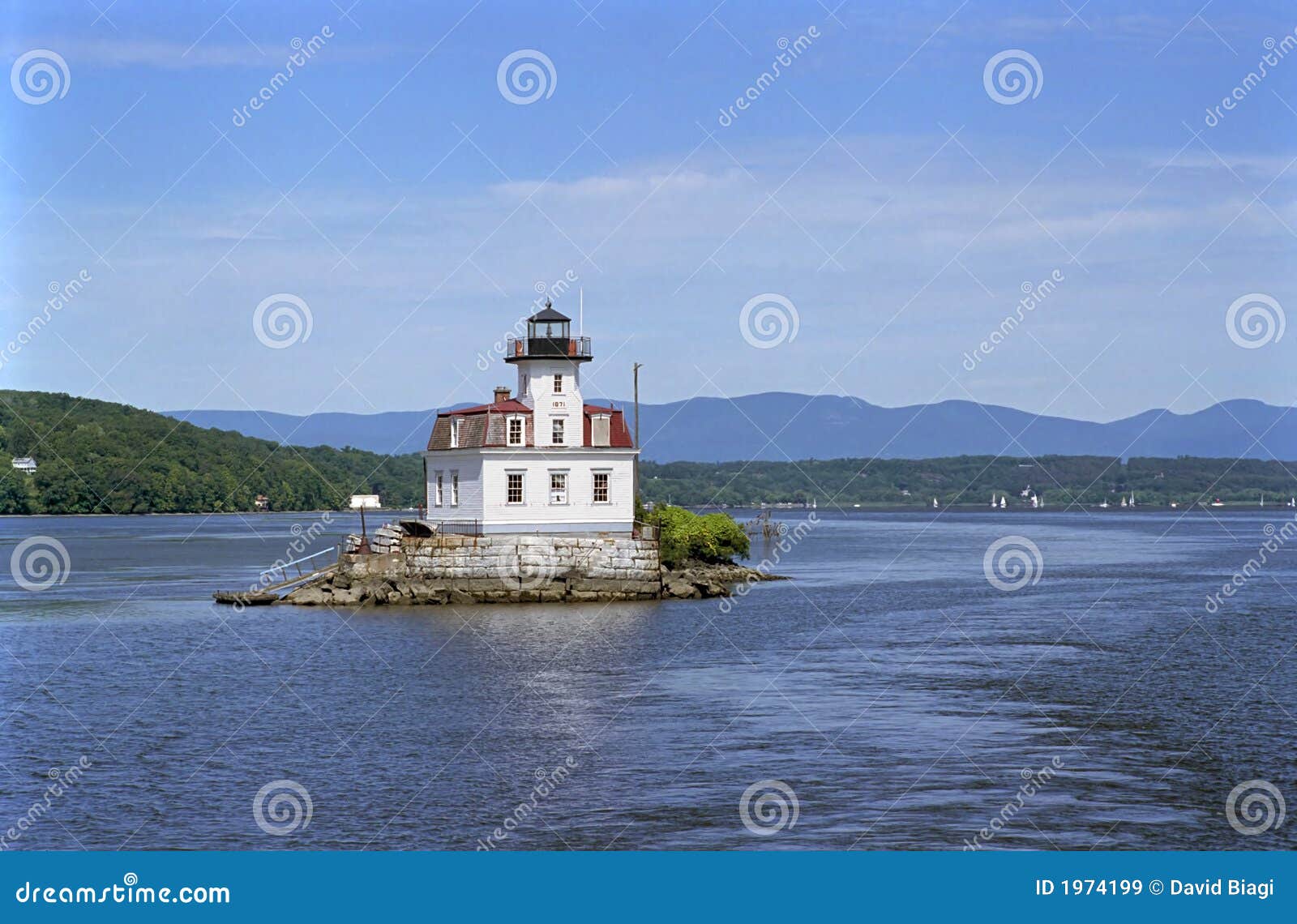 Lighthouse on the Hudson stock image. Image of historic - 1974199