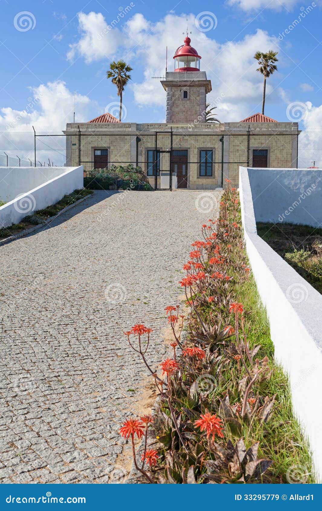 Lighthouse in Lagos Portugal Stock Image - Image of structure, lagos ...