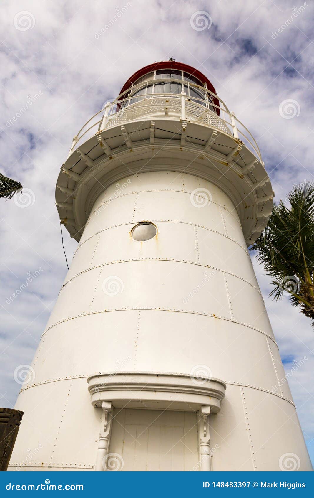 Lighthouse Mackay stock image. Image of fresnel, pine - 148483397