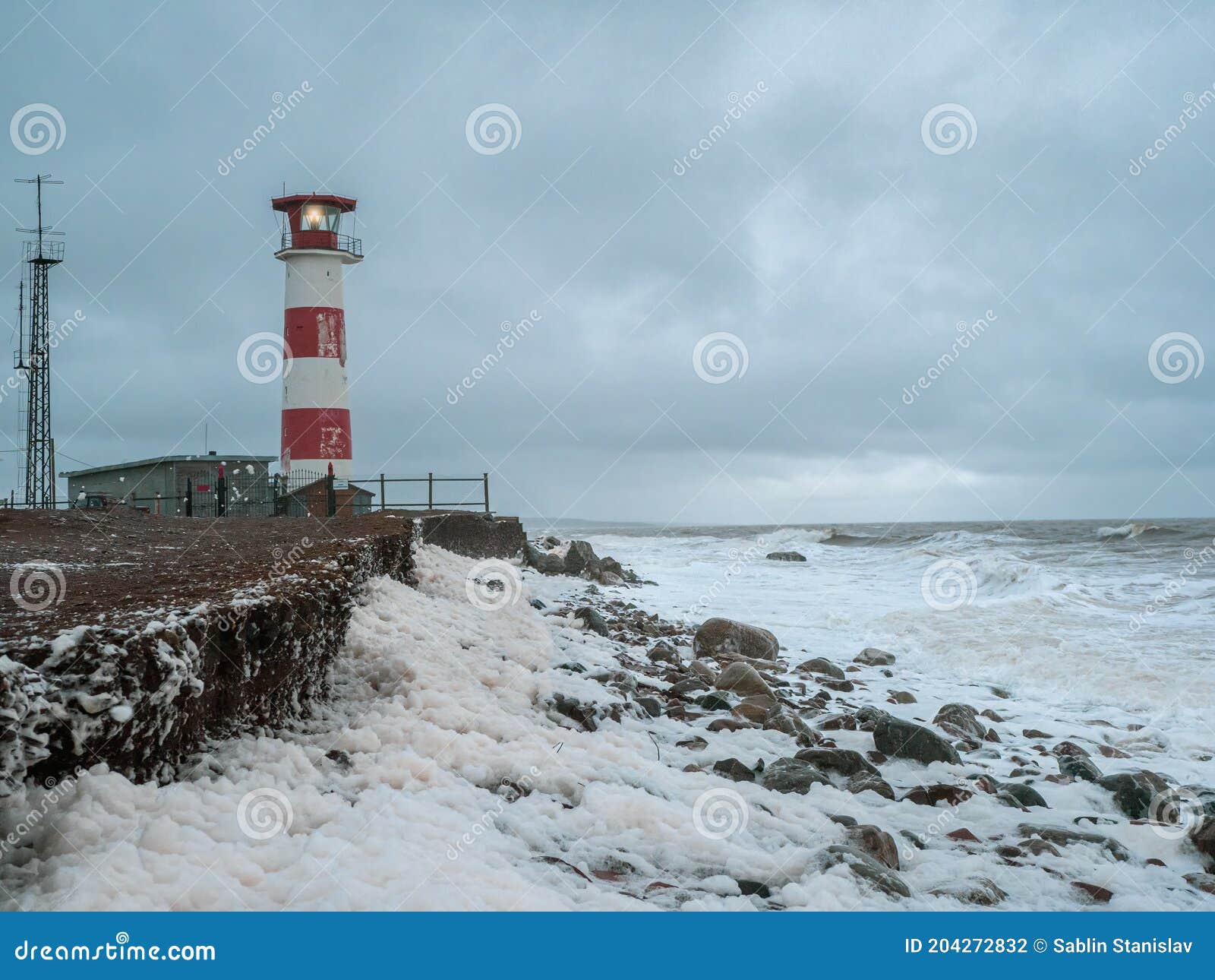 Lighthouse on the Shore of the Raging White Sea on the Kola Peninsula ...