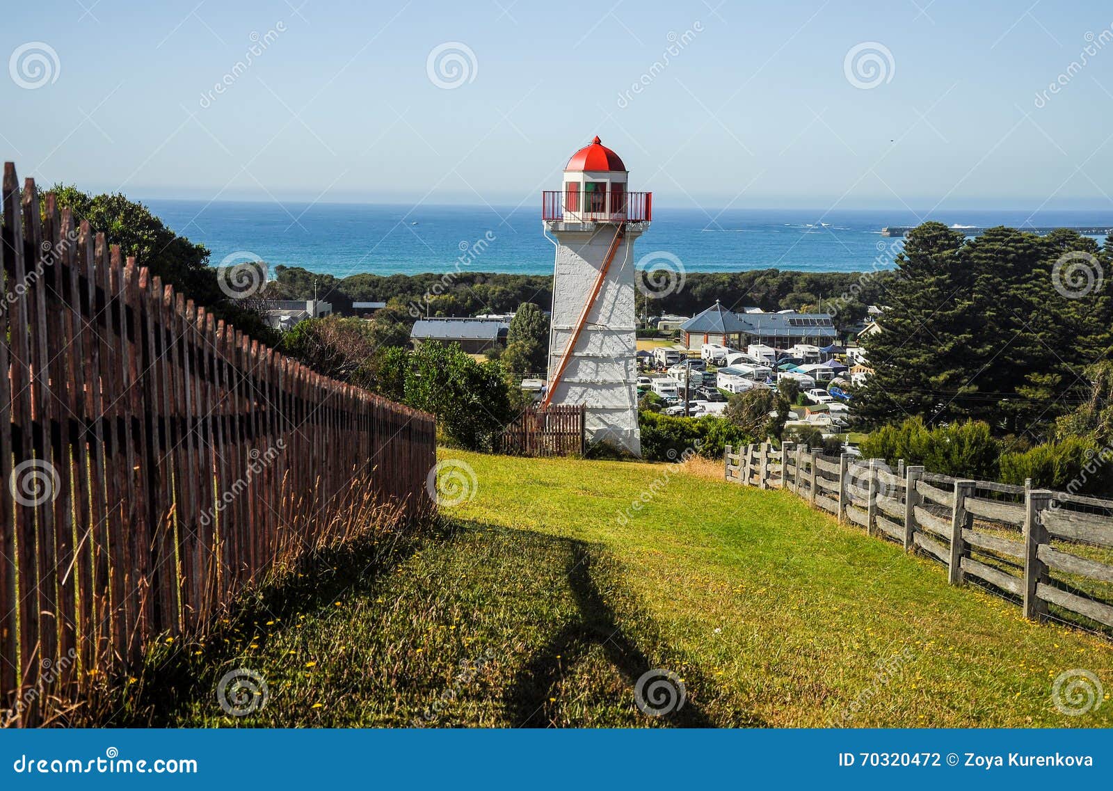 The Lighthouse at Warrnambool. Stock Photo - Image of pier, birds: 70320472