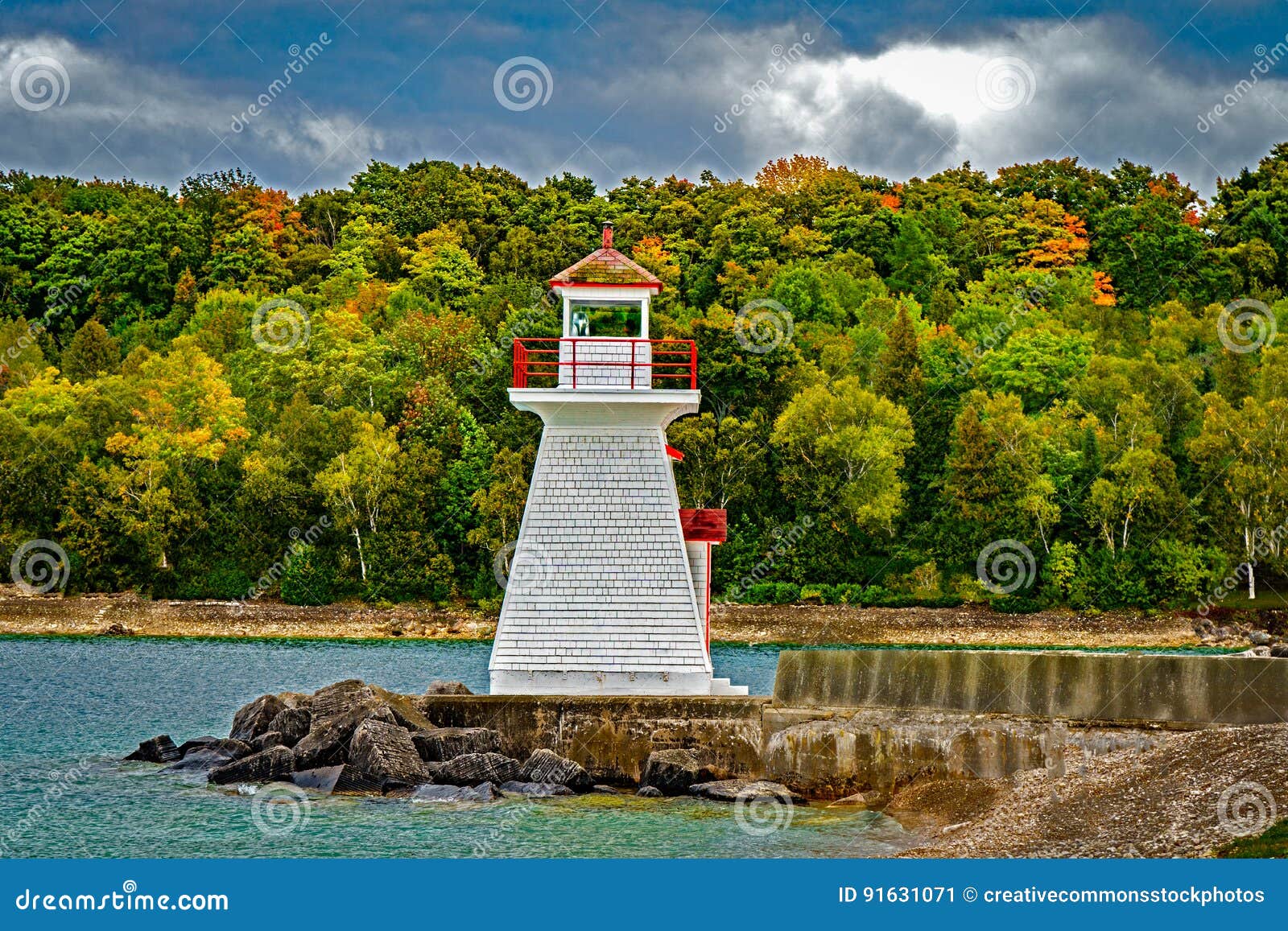 Lighthouse Picture. Image: 91631071