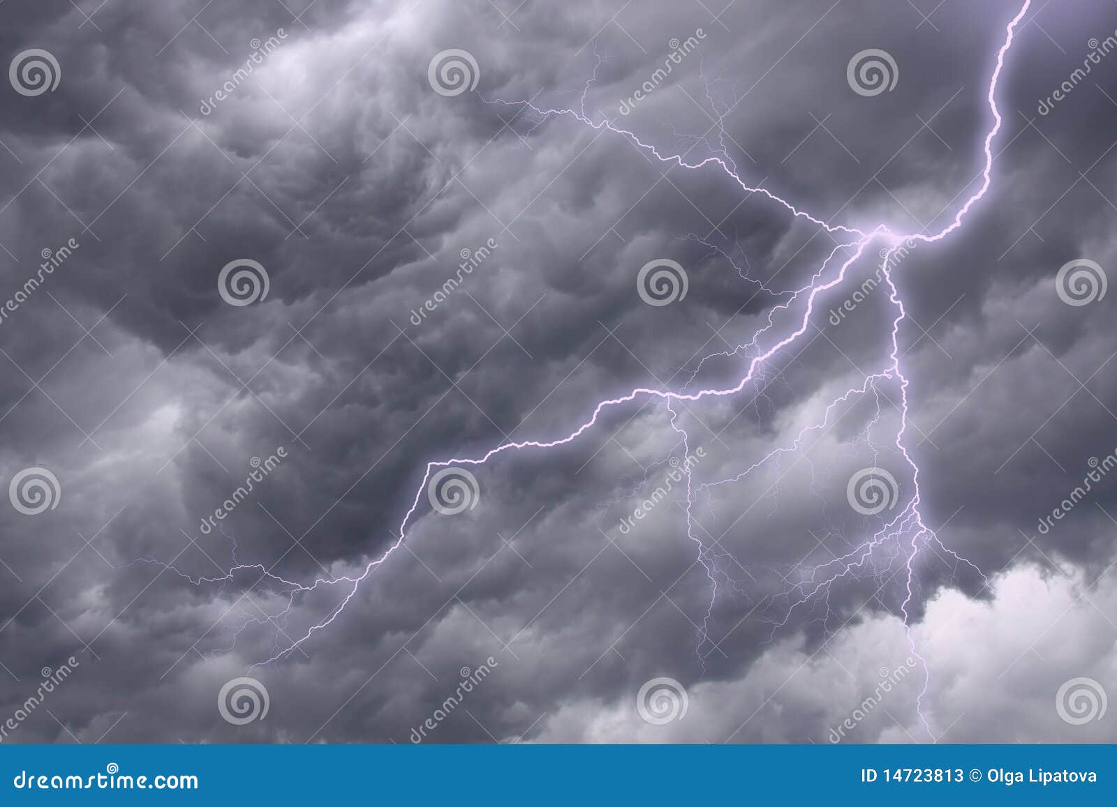 Lighting in a Dramatic Stormy Sky Stock Image - Image of night, black ...