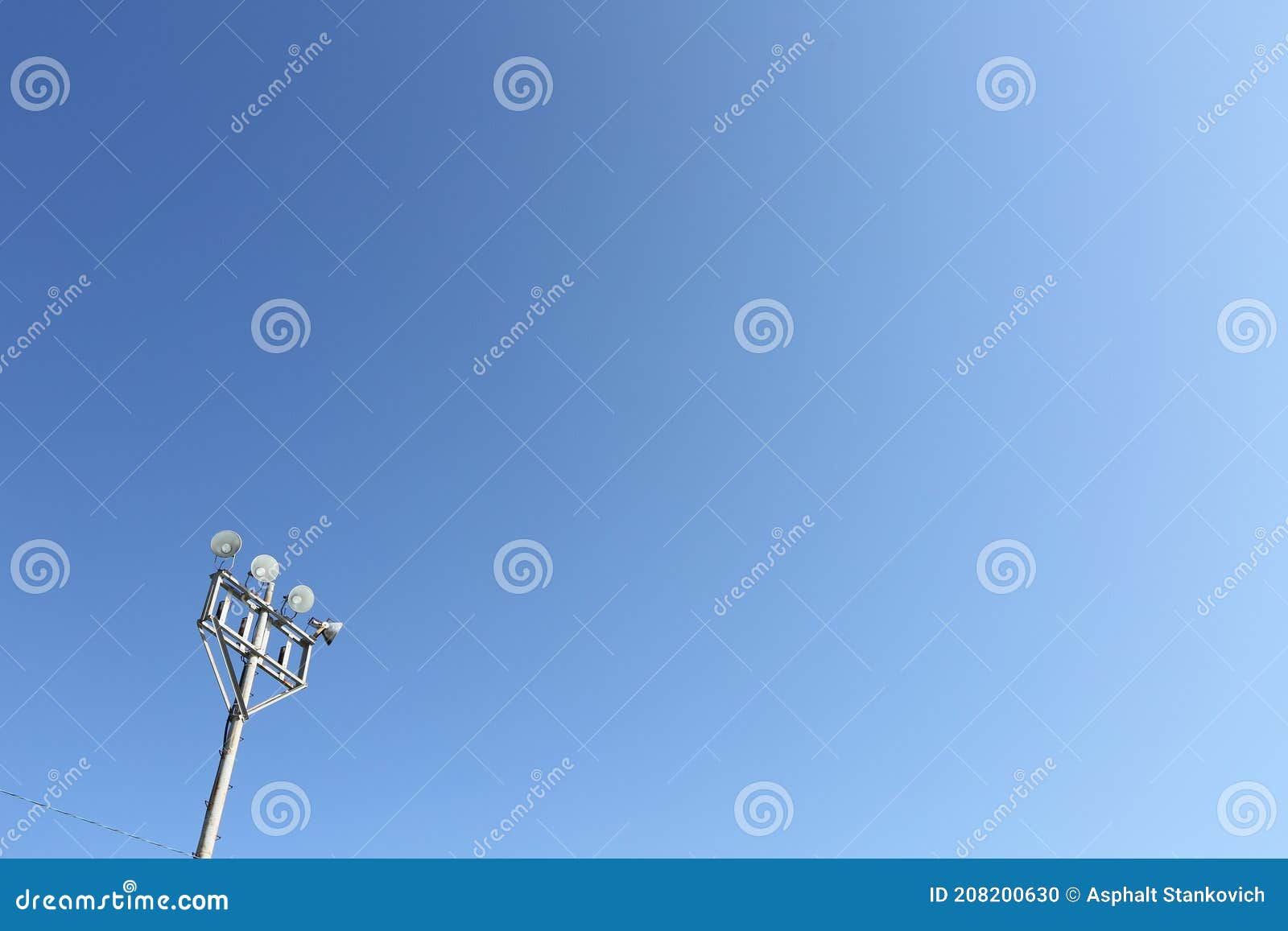A Lighting Tower that Shines in the Bright Blue Sky Stock Photo - Image ... A Lighting Tower that Shines in the Bright Blue Sky Stock Photo - Image ...