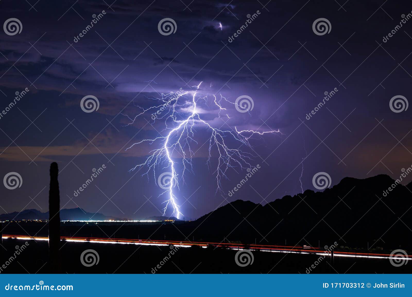 Lightning Bolt While Monsoon Rain, Amazing Thunderbolts View Stock ...