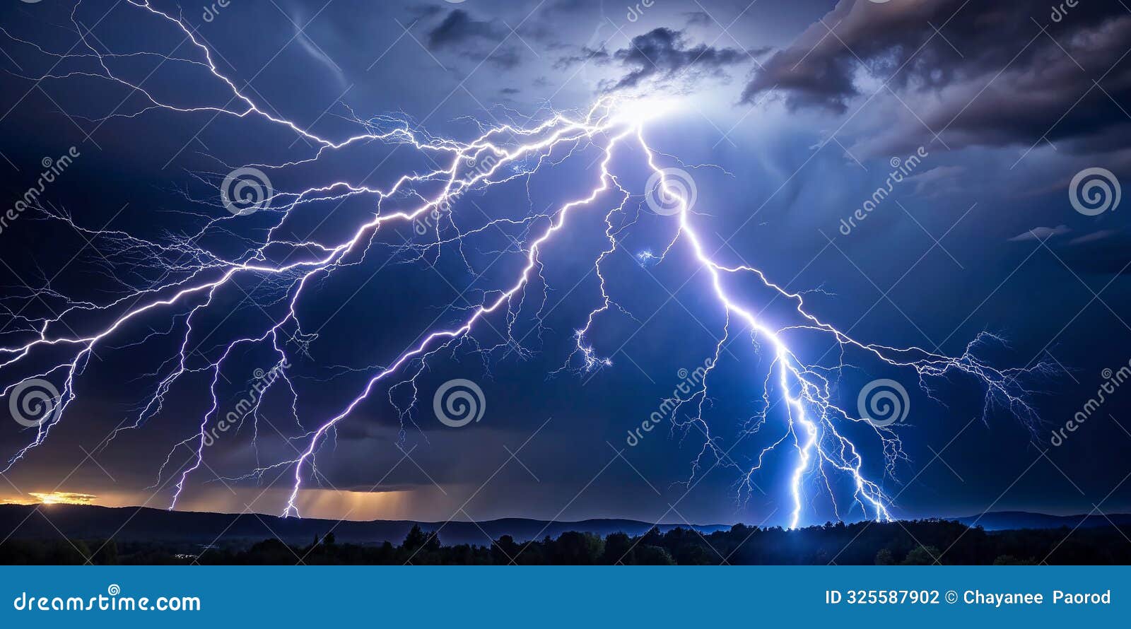 Lightning in the Dark from Corner Lighting Effect from Corner Thunder ...