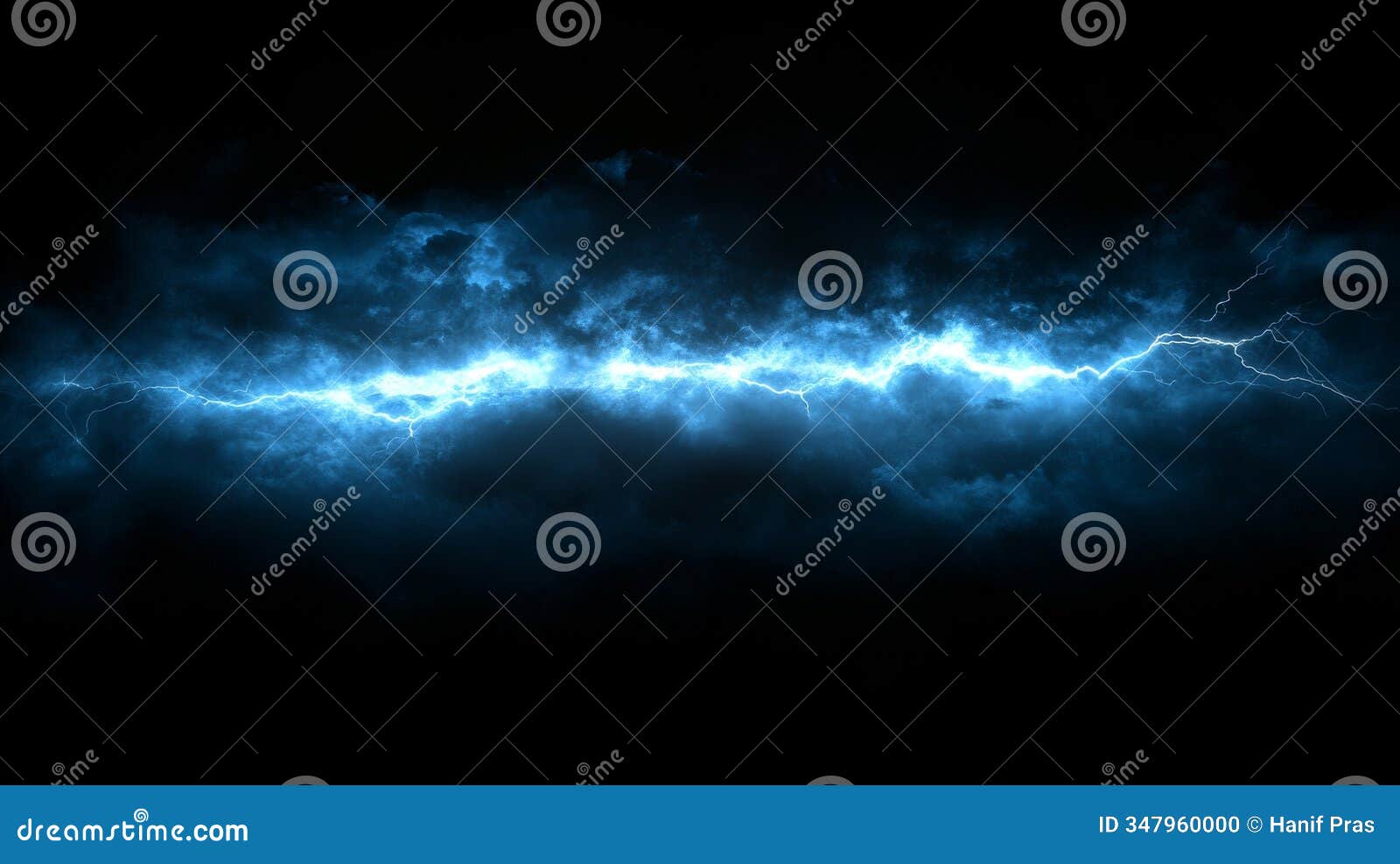 Lightning Flashes On Dramatic Night Sky, Lightning Strikes In Wild ...