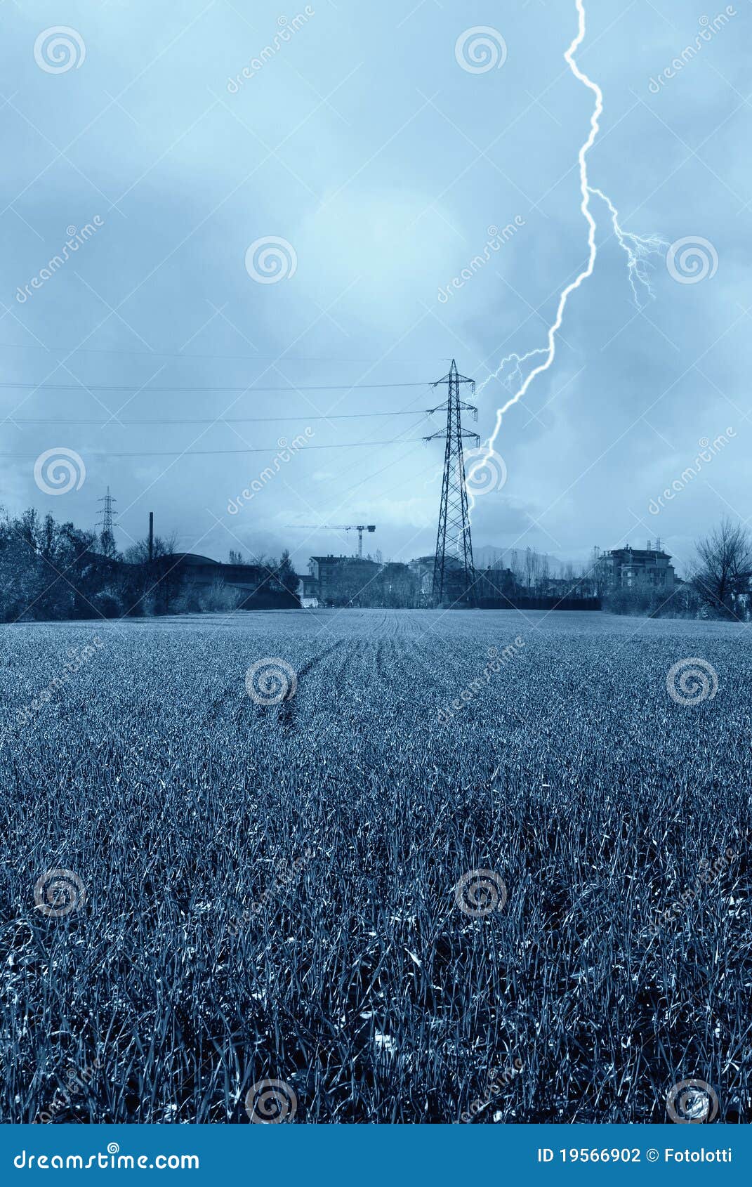 Lightning on a High Voltage Pylon Stock Photo - Image of clouds, cool ...