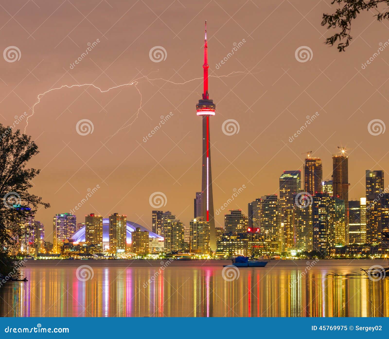 Lightning Over Toronto Downtown Skyline Stock Image - Image of ...
