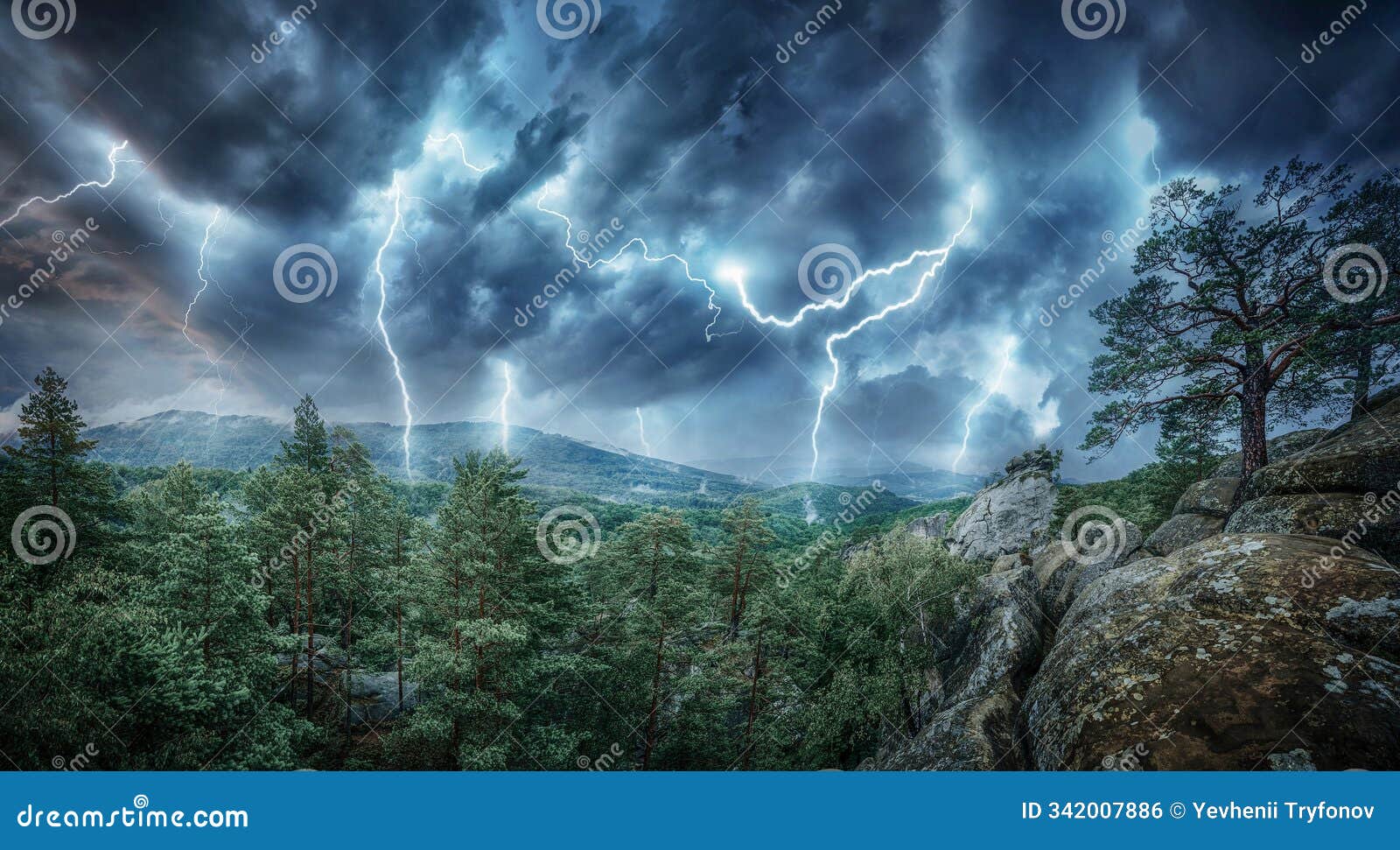 Lightning Lightning Thunderstorm Lighting Lightning Natural Phenomenon ...